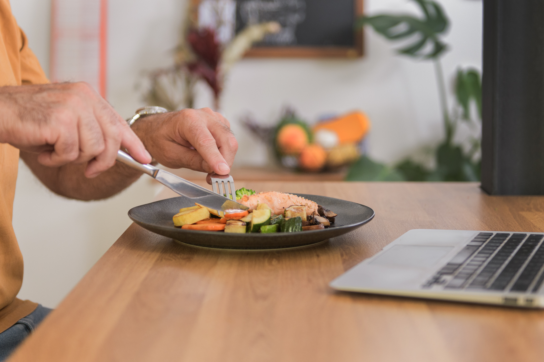 ¿Cómo COMER SANO en el TRABAJO? ¡La Mejor Forma!
